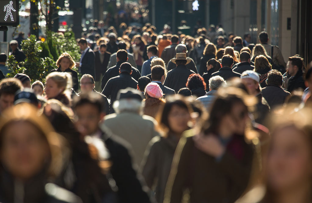 Azaconsa presenta su nueva línea deportiva; Energía, fuerza y ...